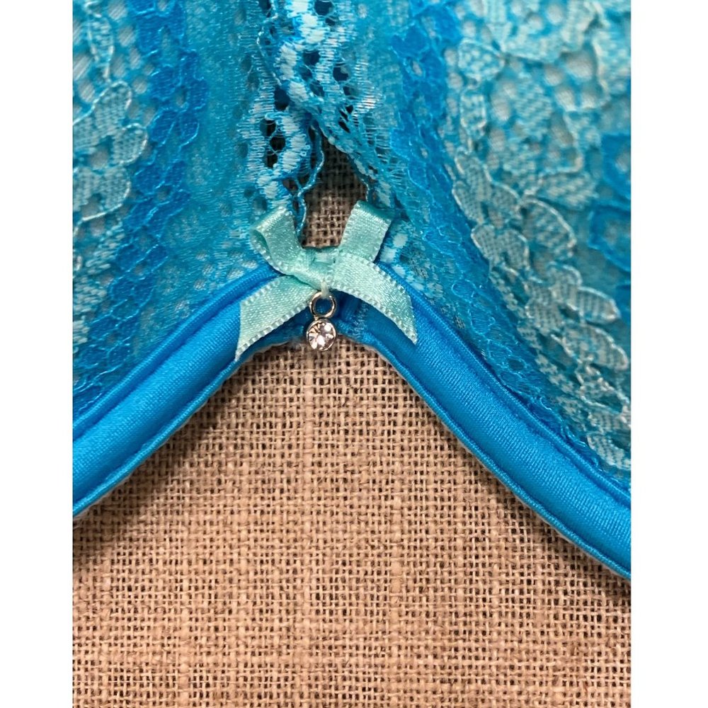 Victorias Secret Aqua Blue Lace Plunge Push Up Bra 3 Gem
